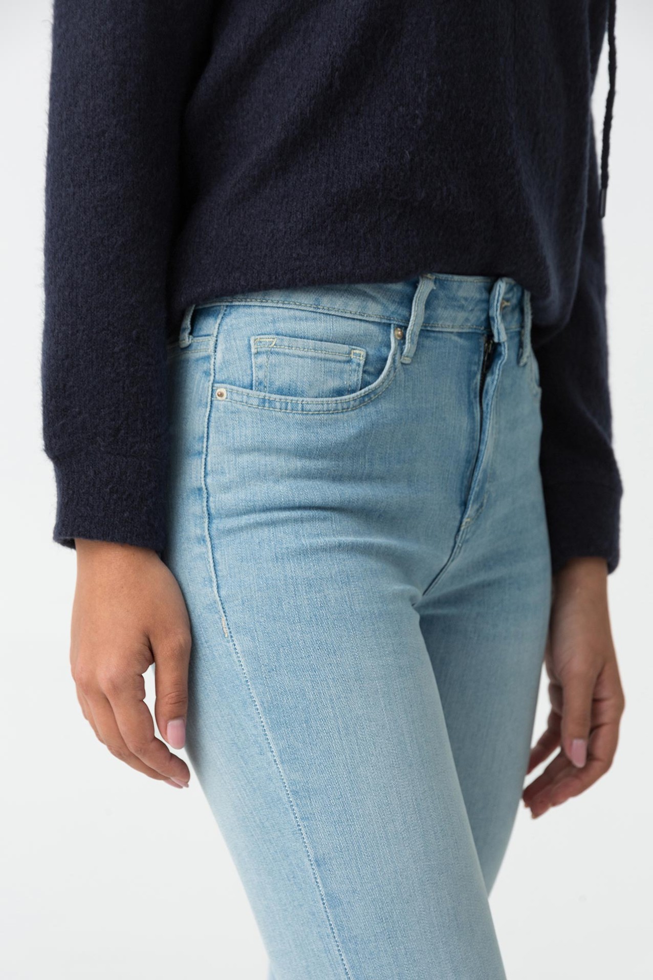 Zoe Flare Fit Jeans - 10059177_C1032 | Tiffosi