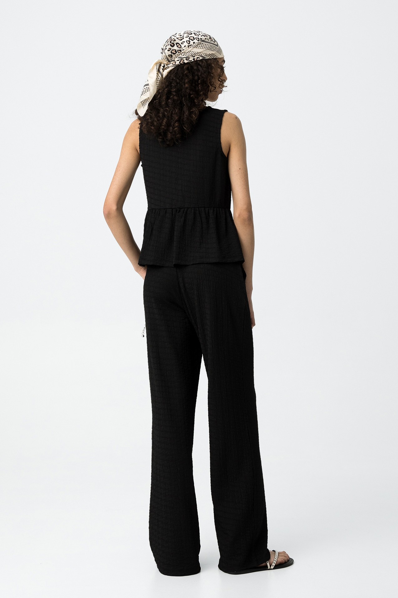 Stretchy Wide Leg Textured Pants - 10063771_000 | Tiffosi