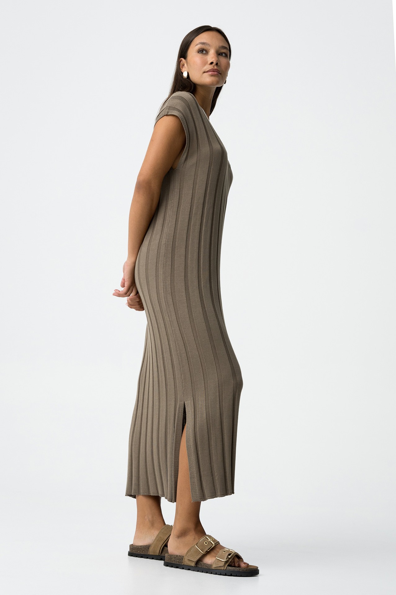 Brown Knitted V-Neck Dress - 10063642_890 - Tiffosi