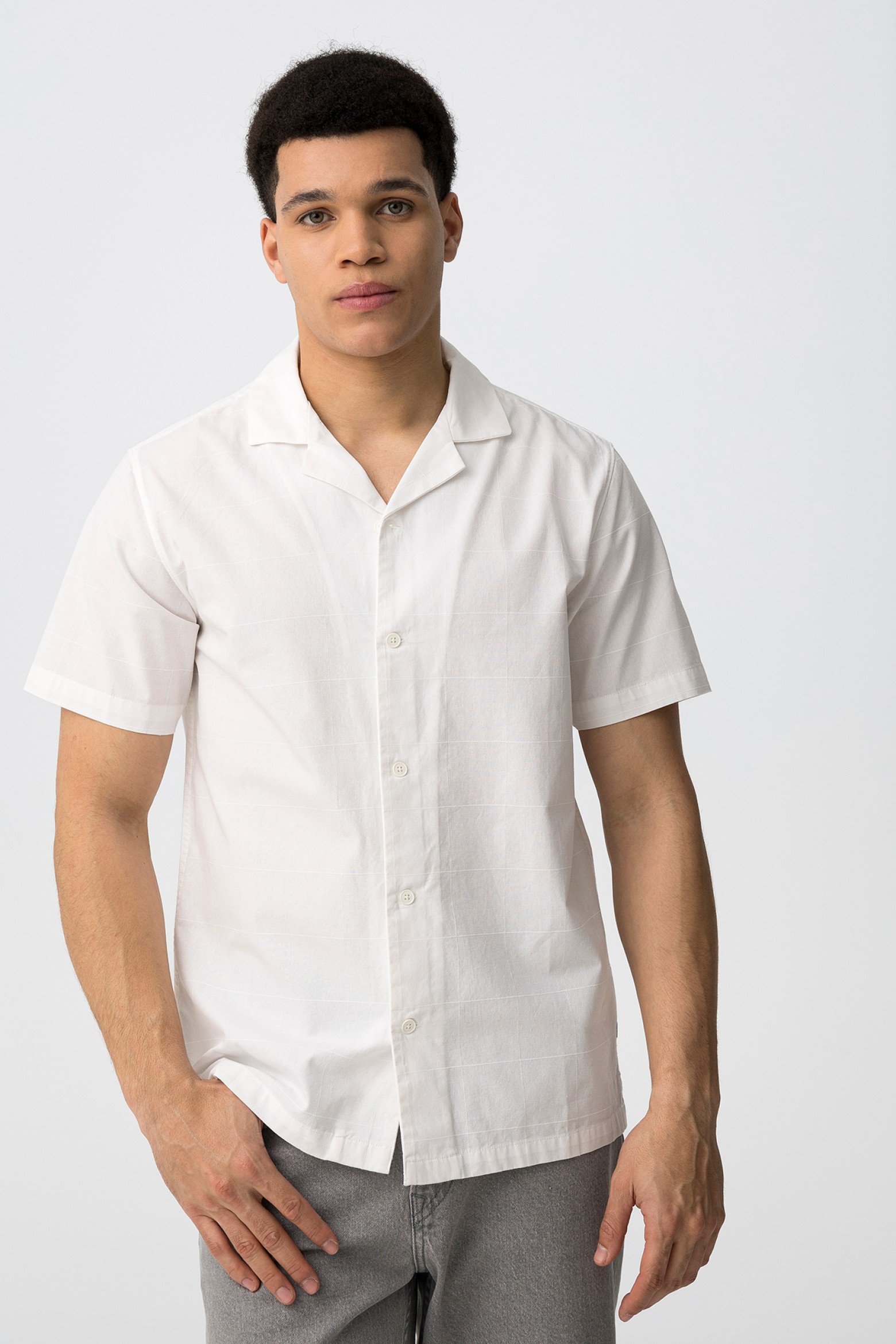 White Short Sleeve Shirt - 10065625_001 - Tiffosi